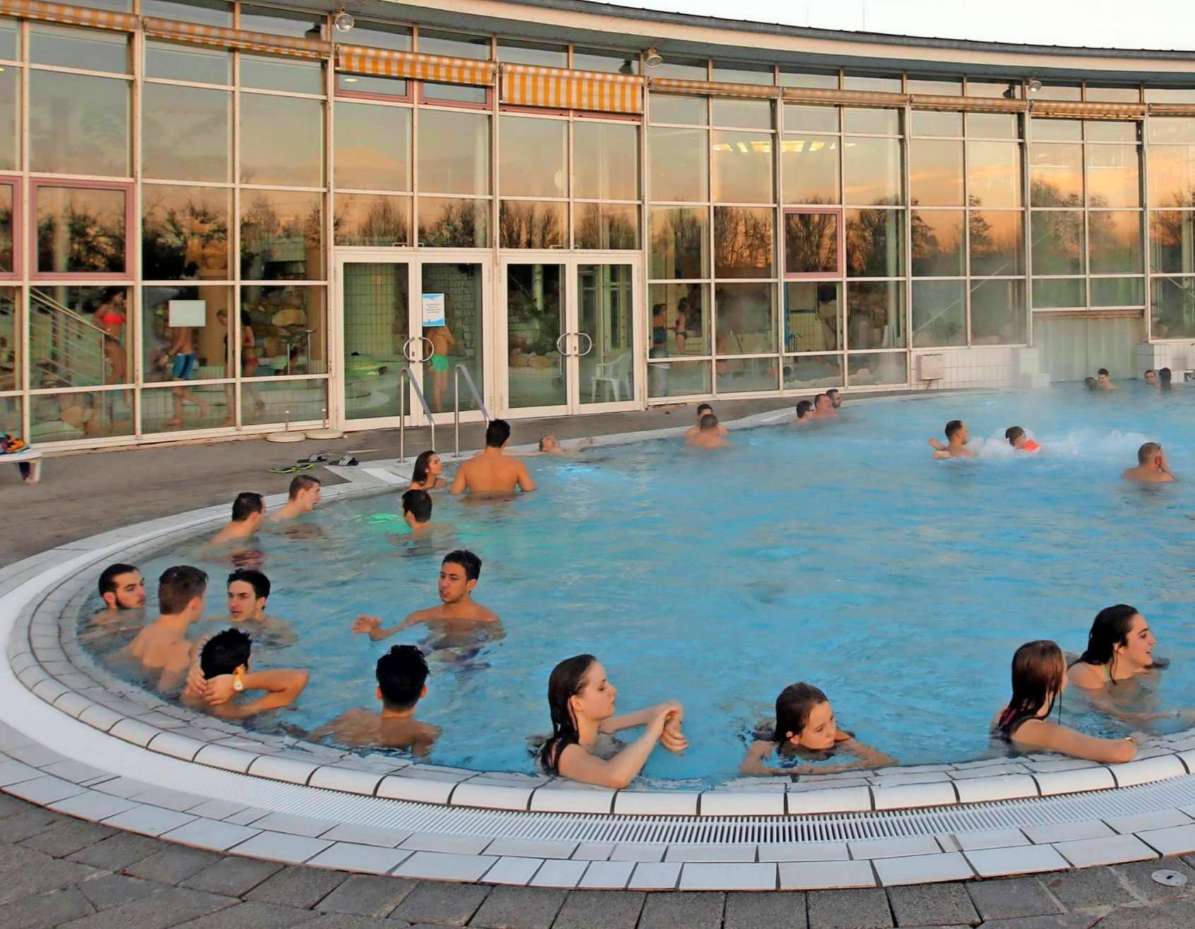 Stadt Neckarsulm: Kurzarbeit für das Aquatoll Erlebnisbad Stadt Neckarsulm: Kurzarbeit für das Aquatoll Erlebnisbad